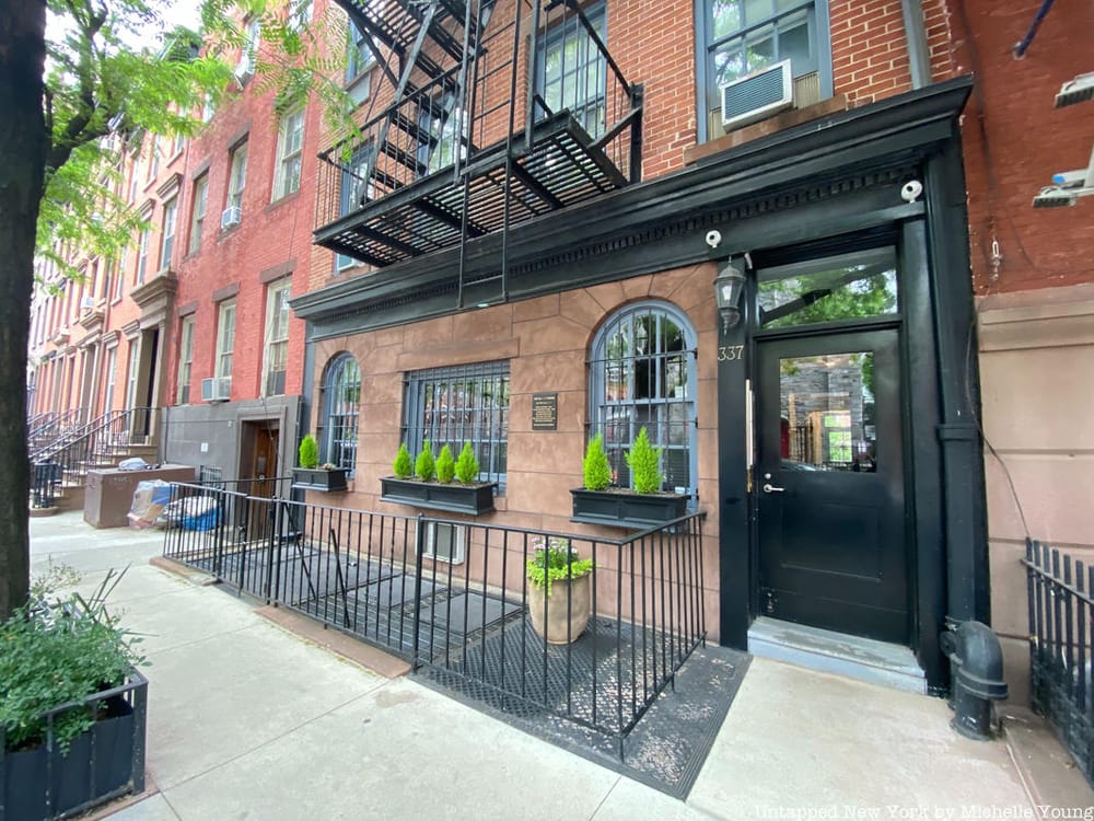 Chelsea 'Muffin House' Tells the Hidden History of the English Muffin ...