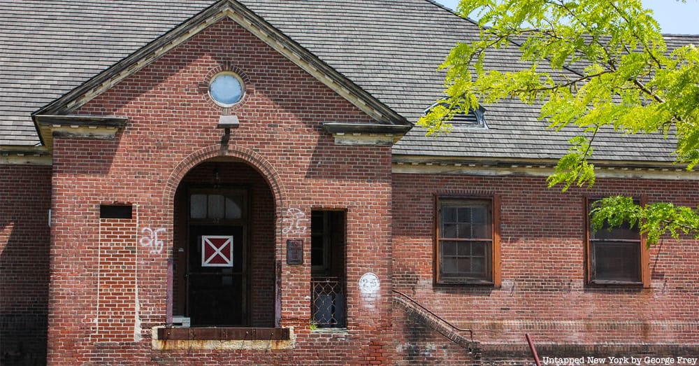 What's Left of Abandoned Willowbrook State School Now on Staten Island ...