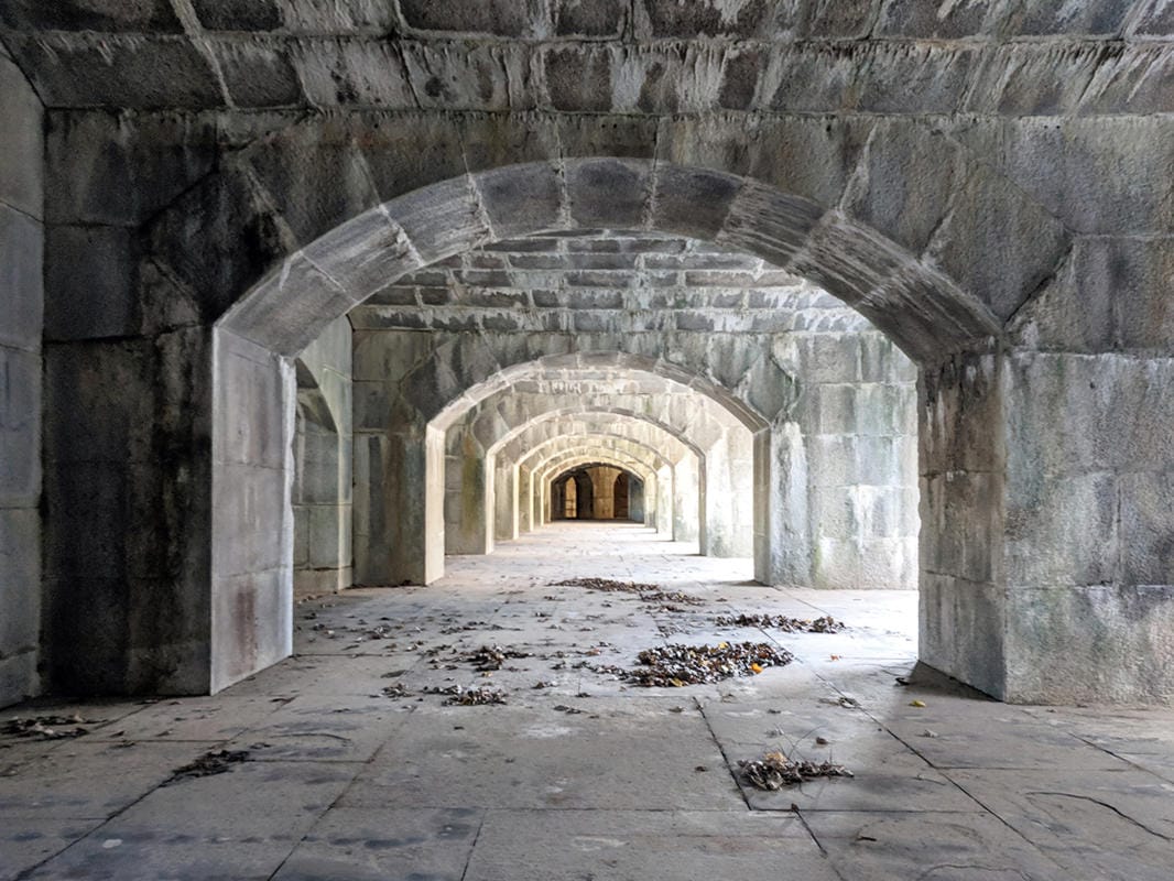 Explore the Abandoned Structures of Fort Totten Park in Queens ...