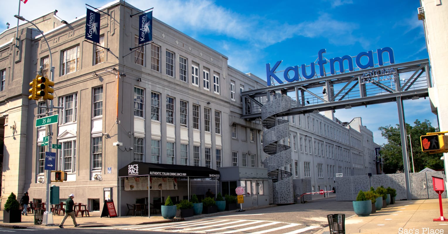 Sac's Place at Kaufman Astoria Studios Rolls Back Pizza Prices to 1989 - Untapped New York