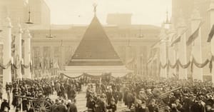 When Park Avenue Had Pyramids of 85,000 German Helmets from WWI ...