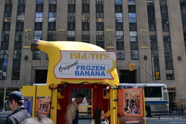 (The Arrested Development) Bluth's Original Frozen Banana Stand