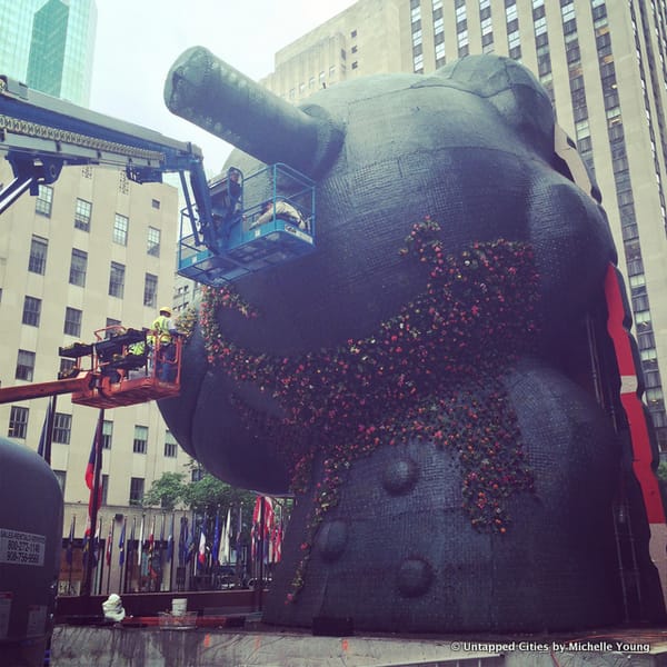Monumental Jeff Koons "Split Rocker" Piece Coming to Rockefeller Center ...