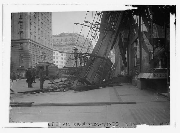10 of NYC's Worst Architectural Disasters and Accidents