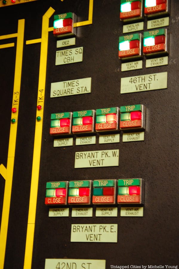 Cities 101: What are subway signals?