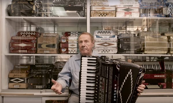 Video: Inside the Workshop of NYC's Last Accordion Repairman - Untapped ...