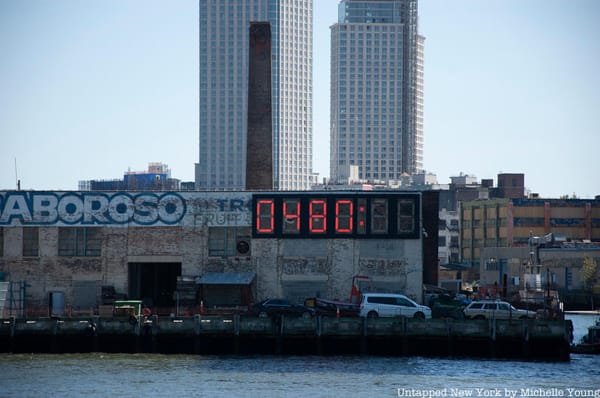Giant Trump Countdown Clock in Queens Tracks Last Days of His ...