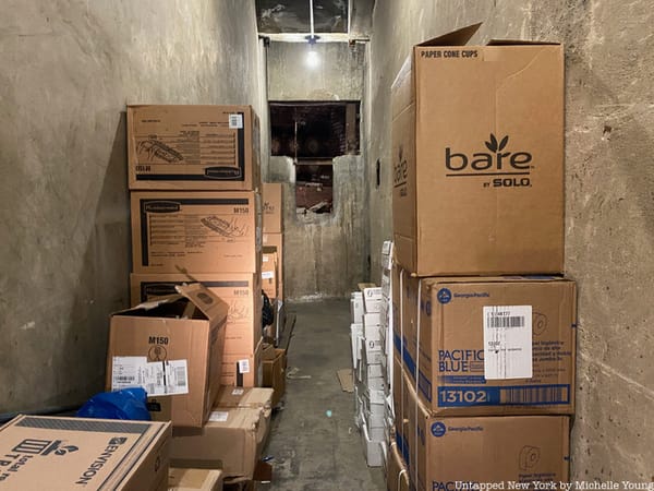 The Pneumatic Mail Tube Remnants in Old Chelsea Post Office - Untapped ...