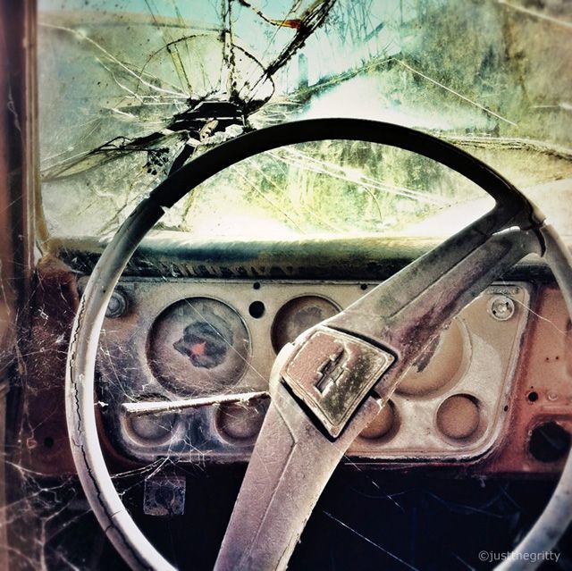 Just the Gritty: An iPhoto Story of an SF Junkyard