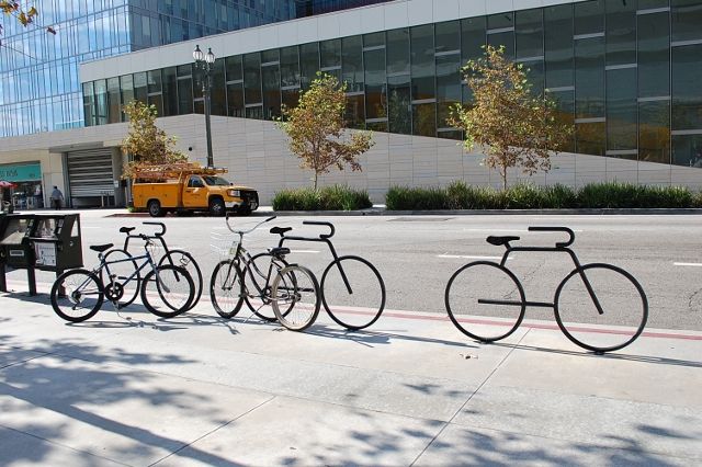 Biking in LA, the City of Motorists