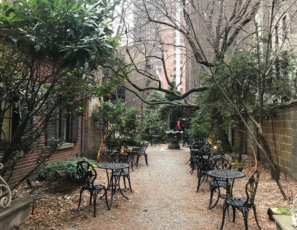 Amster Yard in Turtle Bay, One of NYC's Most Beautiful Hidden ...