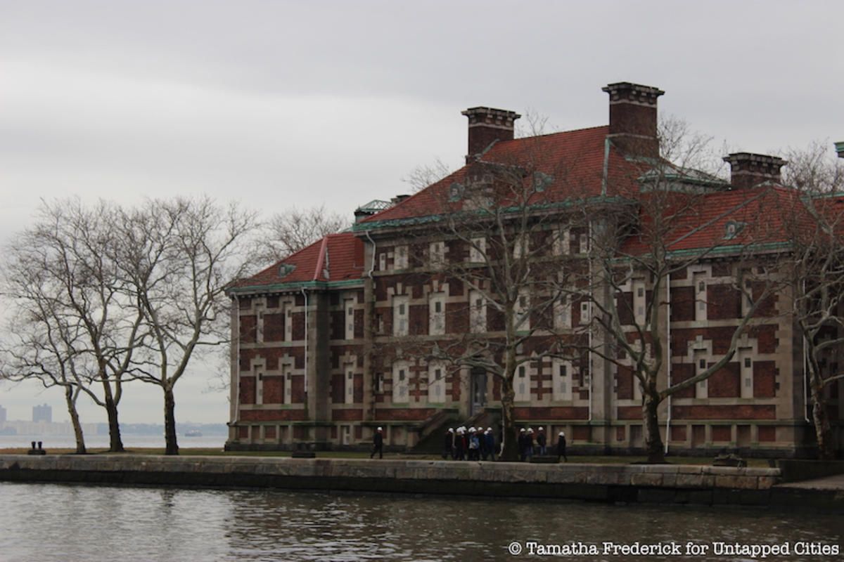 8 Surprising Facts from the Hard Hat Tour of the Abandoned Ellis Island ...