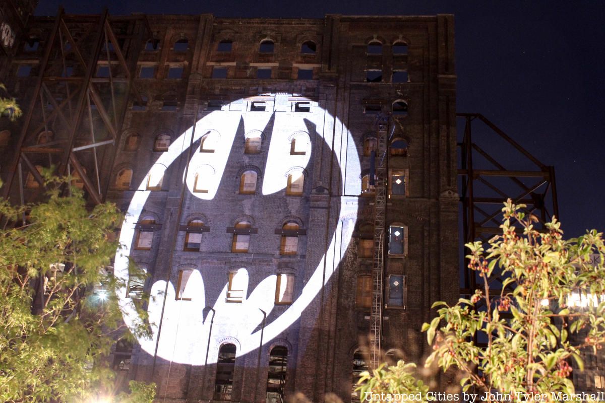 The Bat Signal Lights Up NYC for Batman Day - Untapped New York